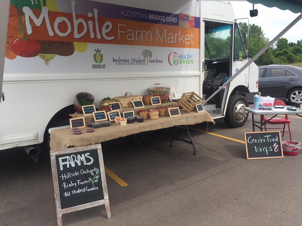 Mobile Farm Market :: Andrews University