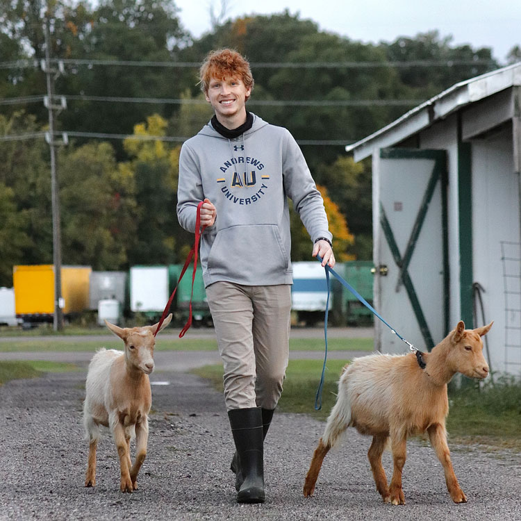Animal Science Programs Undergraduate Enrollment :: Andrews University